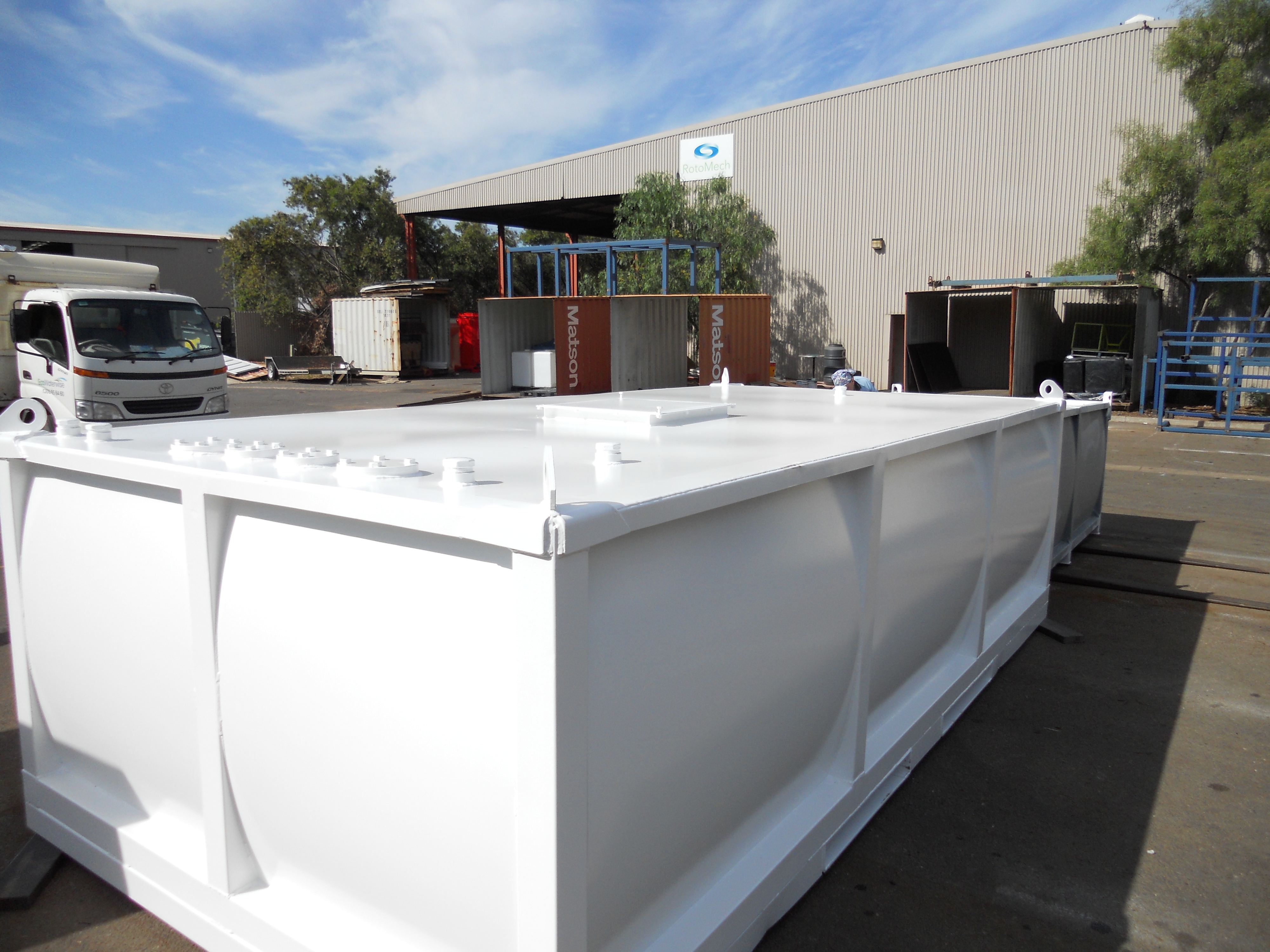 Lube/Oil/Fuel Cube Tank Double Skin Mild Steel Inner - Transtainer